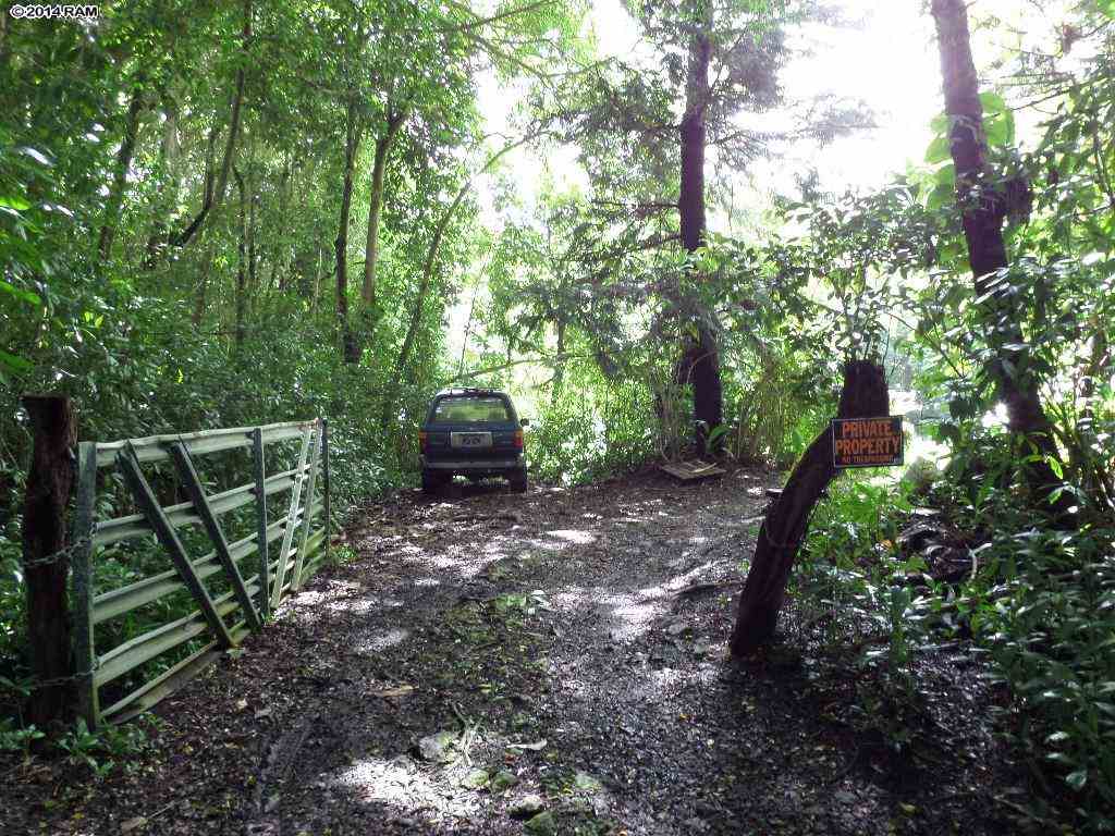 Maui Homes and Real Estate - Bob Cella